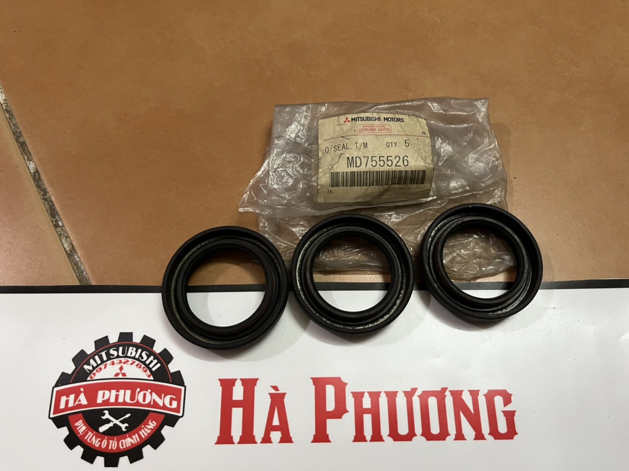 Phớt láp trước mitsuibishi lancer 2000; lancer gala MD755526 - Phụ tùng ...