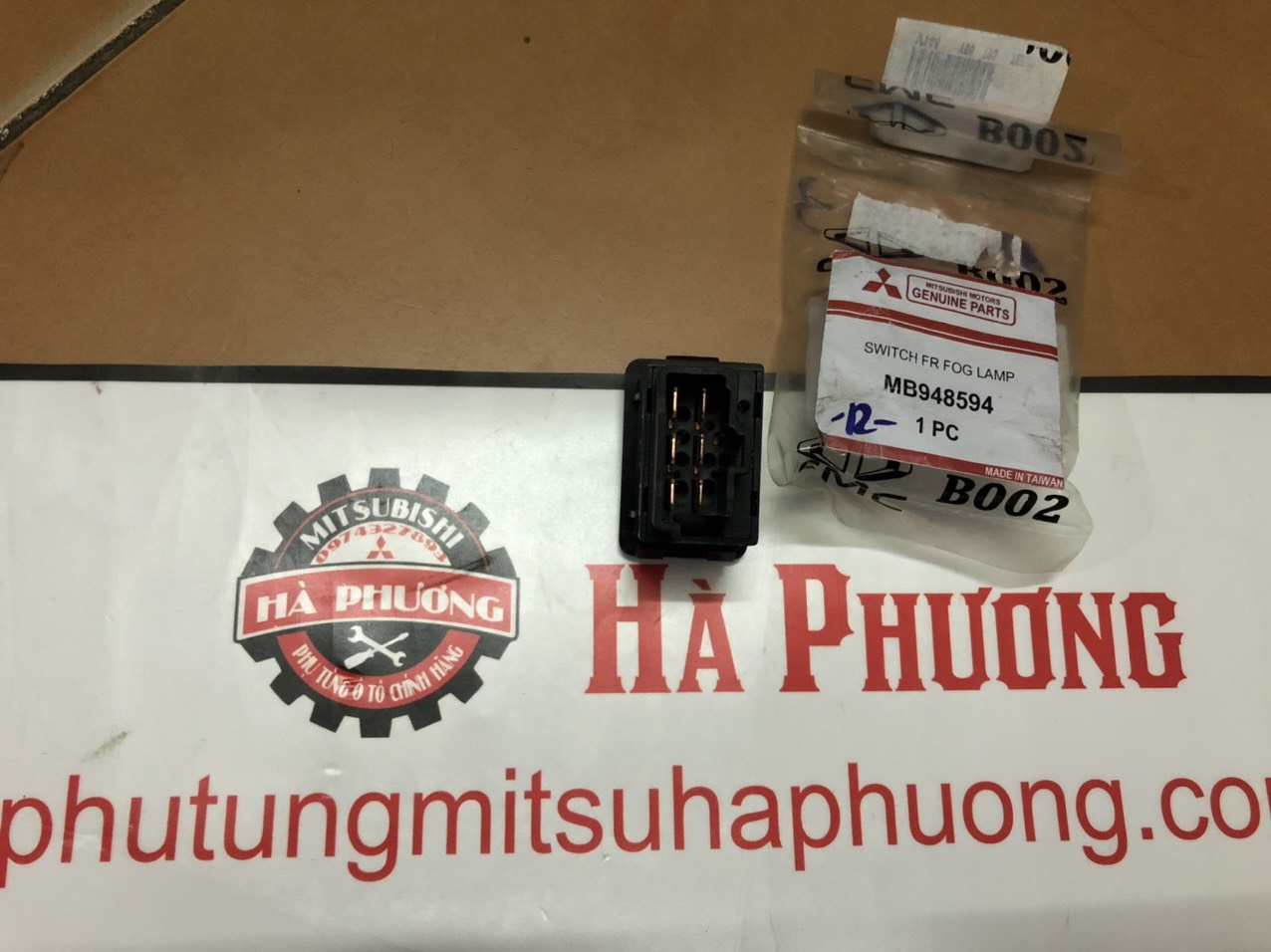 Công tắc đèn gầm mitsubishi jolie MB948594 Tại phụ tùng mitsubishi Hà ...