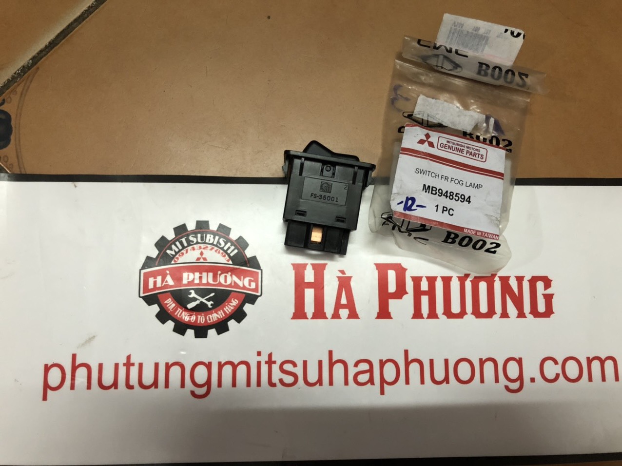 Công tắc đèn gầm mitsubishi jolie MB948594 Tại phụ tùng mitsubishi Hà ...