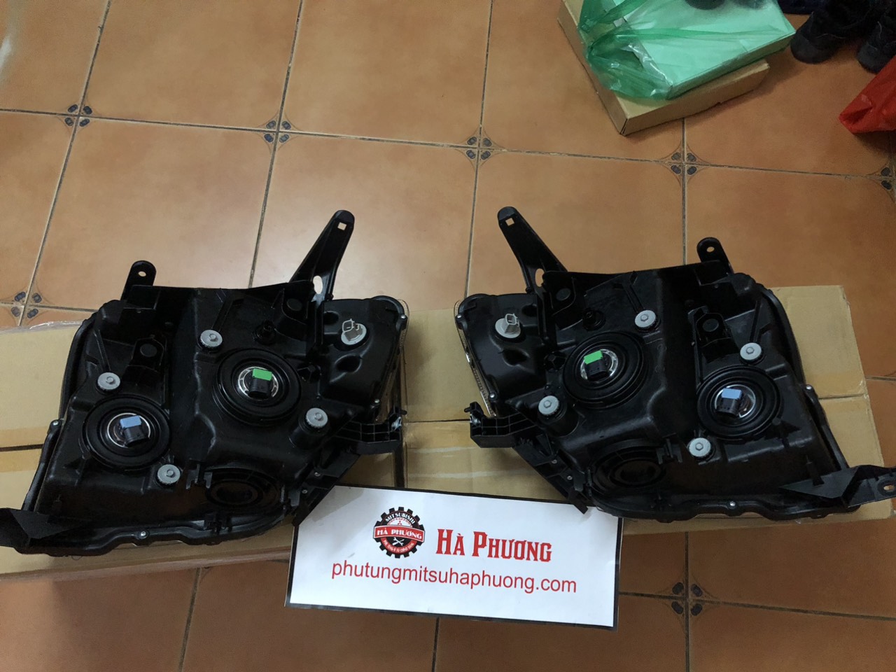 Đèn pha xe mitsubishi pajero v93 hàng xịn chính hãng, giá tốt ...