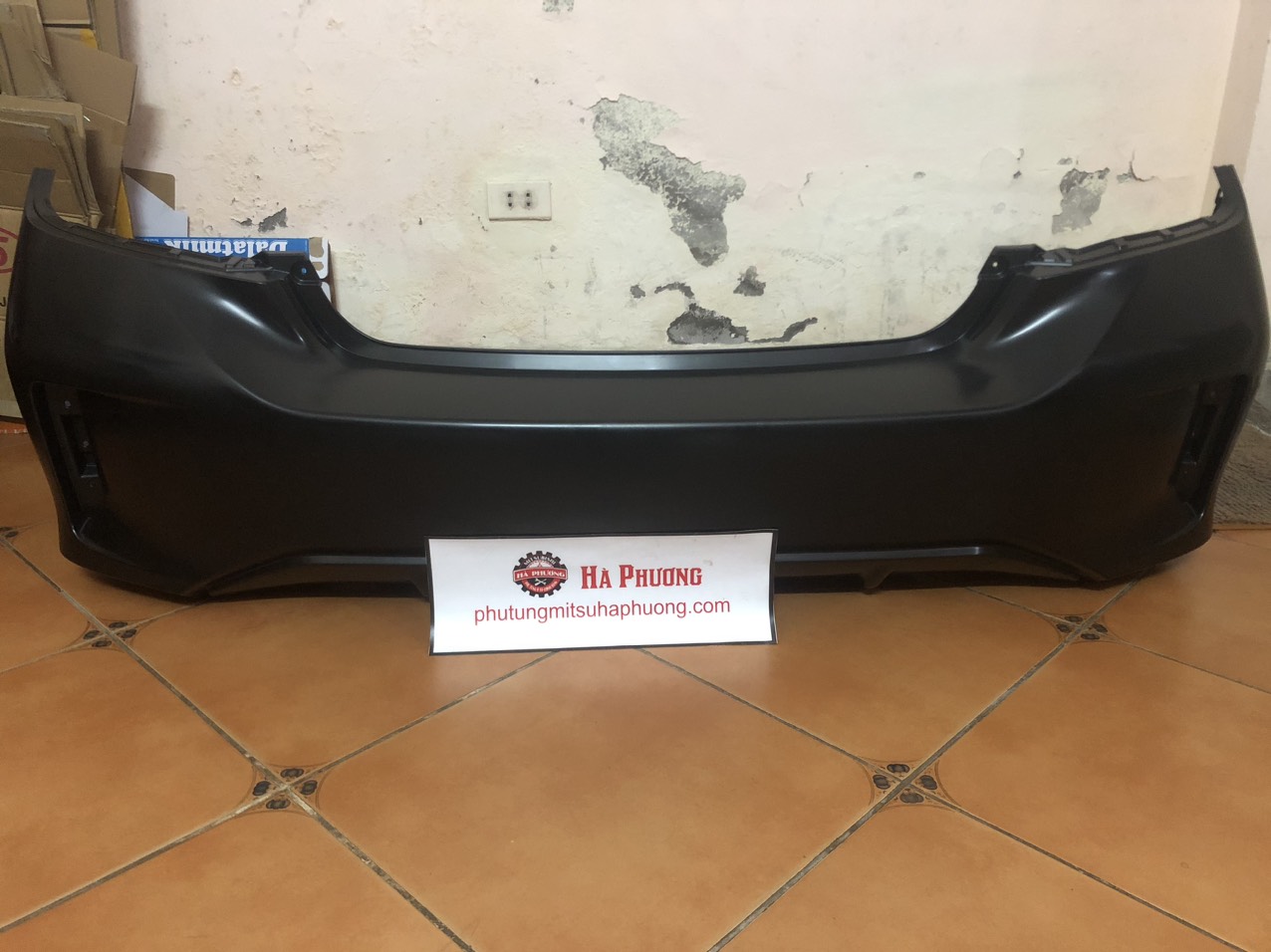 Cản sau, ba đờ xốc sau xe mitsubishi attrage đời 2020-2021-2022-2023 ...