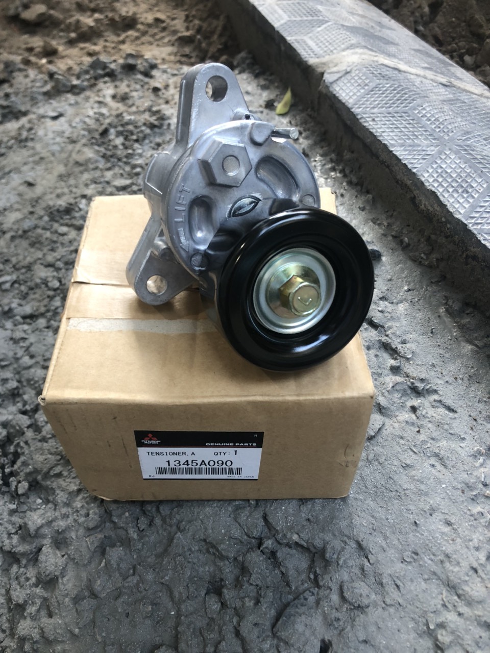 cụm bi tăng tổng xe mitsubishi uotlander, uotlander sport hàng xịn ...