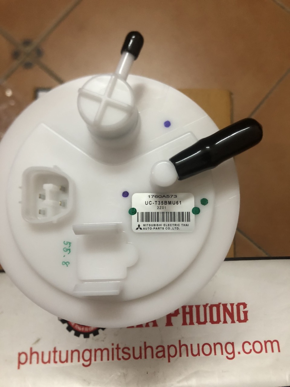 Cụm bơm xăng, bơm nhiên liệu xe mitsubishi attrage, mirage hàng xịn ...