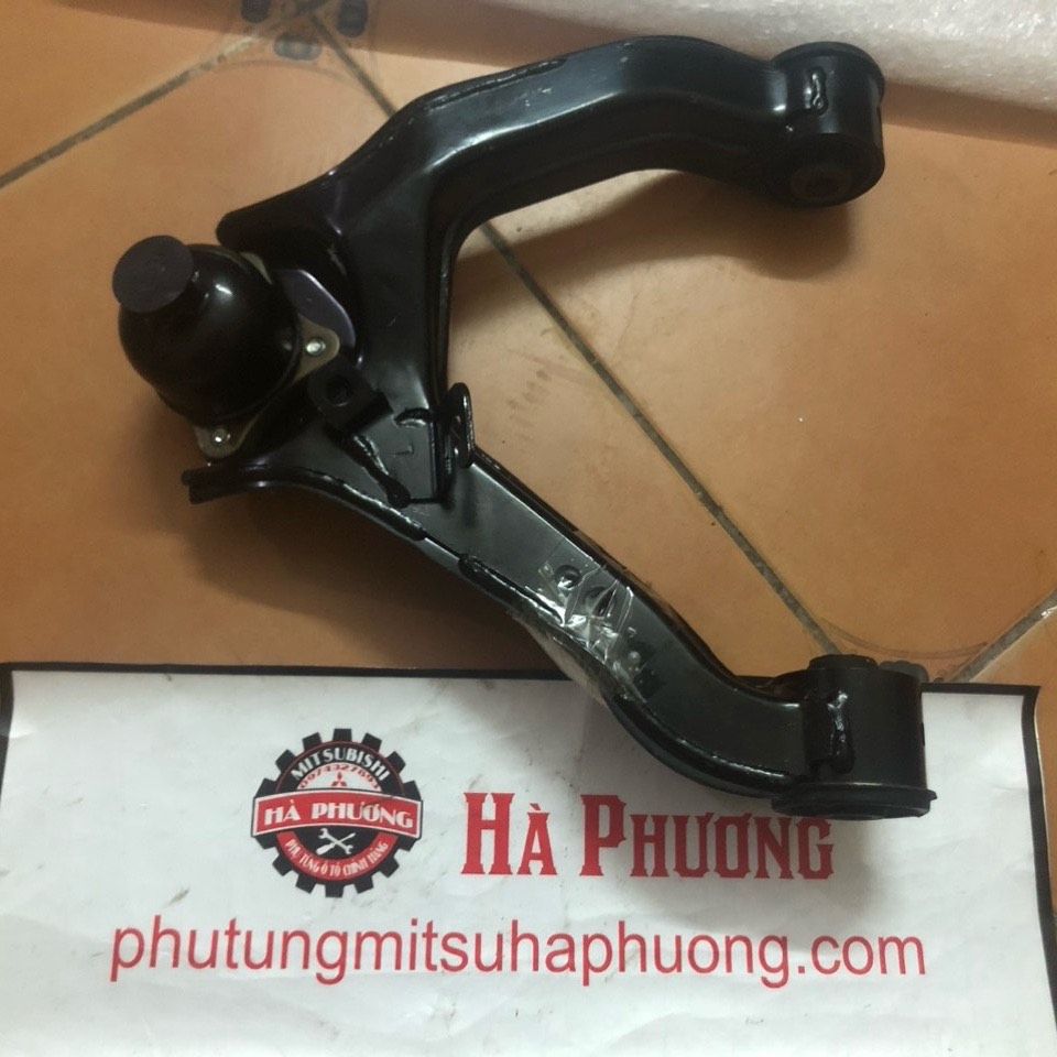 càng a trên trước xe mitsubishi pajero v73 , v93 ngân hàng chở tiền ...