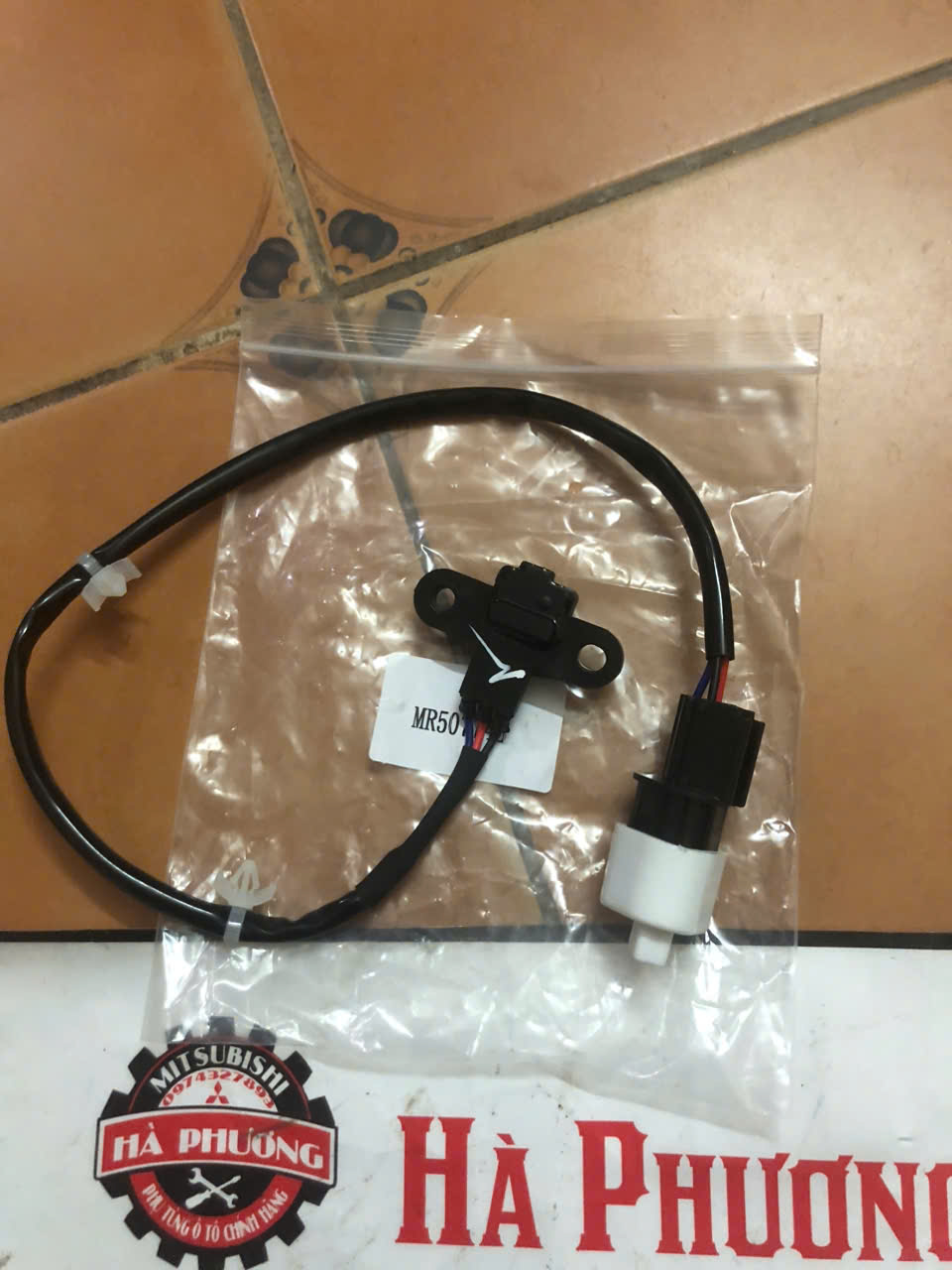 cảm biến trục cơ xe mitsubishi zinger, triton hàng xịn chính hãng, giá ...