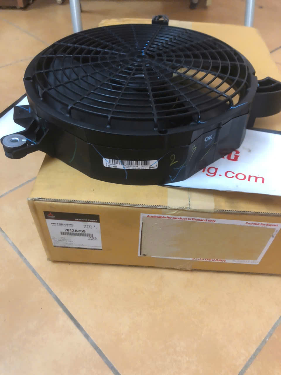 quạt dàn nóng mitsubishi pajero sport 2011- 2024 hàng xịn chính hãng ...